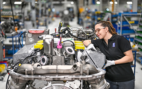 Starkes Ergebnis und Rekordinvestitionen: Rolls-Royce Power Systems ...